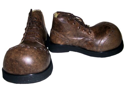 Wingtip Model 21 Clown Shoes by ClownMart – Clownsupplies.Com